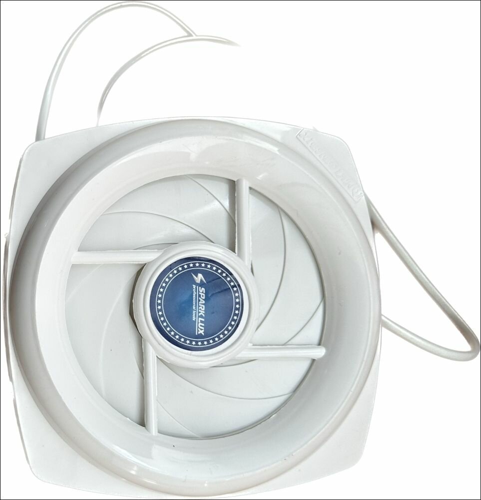 Вентилятор вытяжной диаметром 108 мм, с заслонкой и выключением тросиком