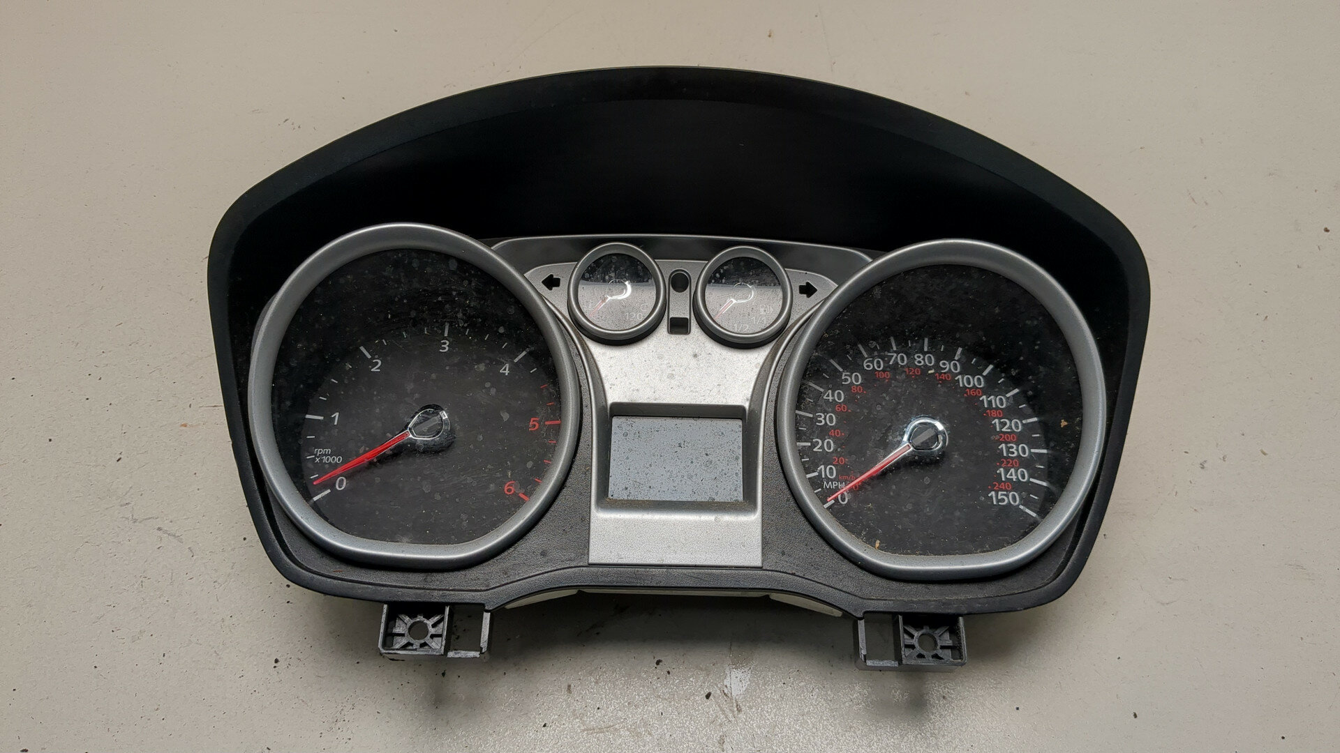 Приборная панель Ford Focus 2 Б/У