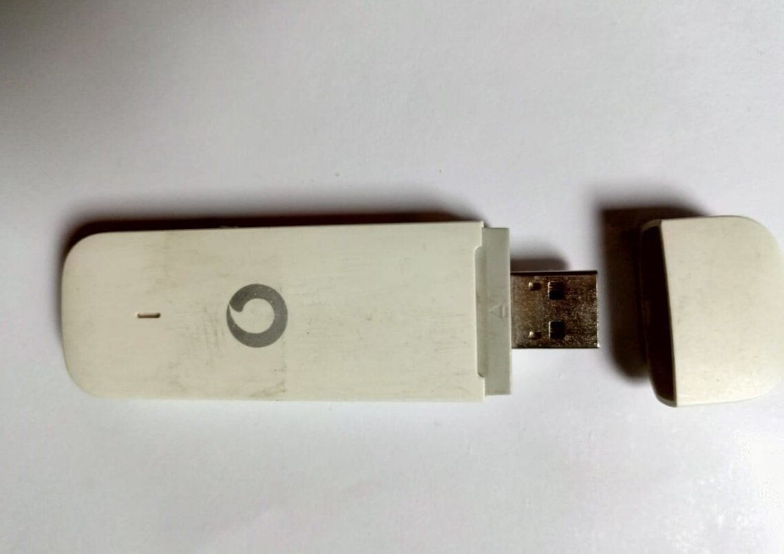 4G-модем Huawei e3372-607(белый, прошитый)б/у Безлимит В Комплекте(300р/мес)