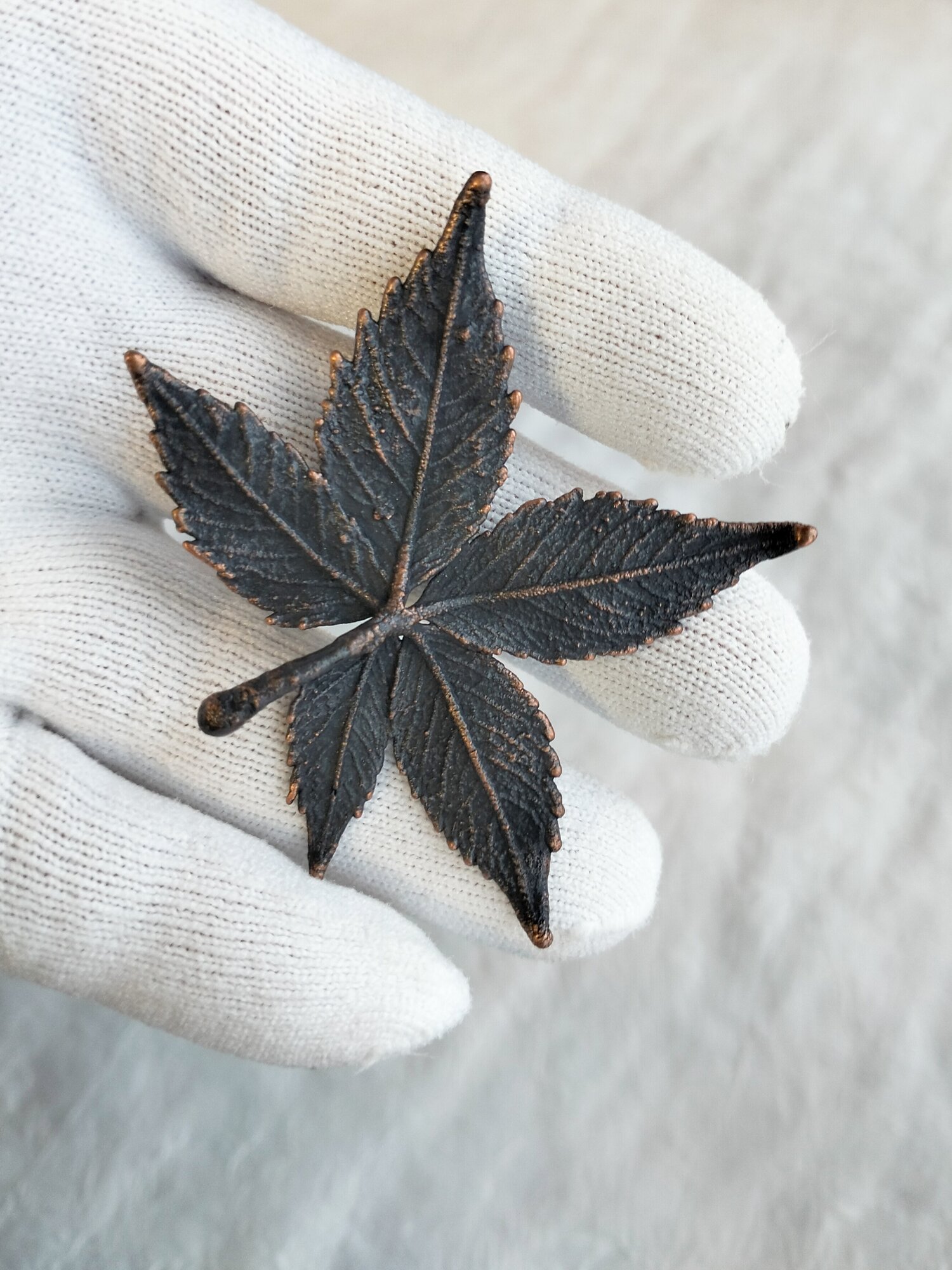 Брошь Медная мастерская GALATEA