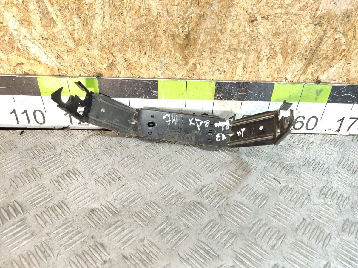 Кронштейн FORD Focus 2005-2008 3M5T14A206AE