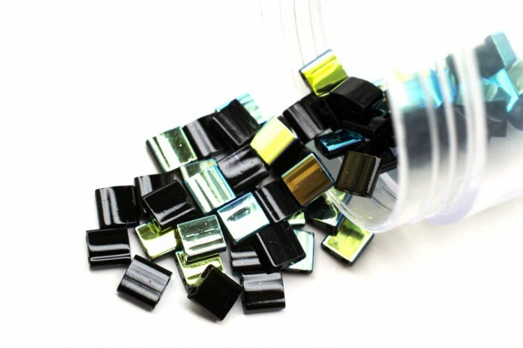 Бисер японский MIYUKI TILA #4555 Black/AB, непрозрачный, 5 грамм