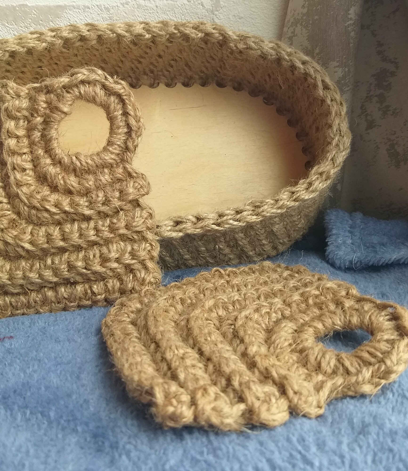 Набор подарочный: корзина и подставки под горячее