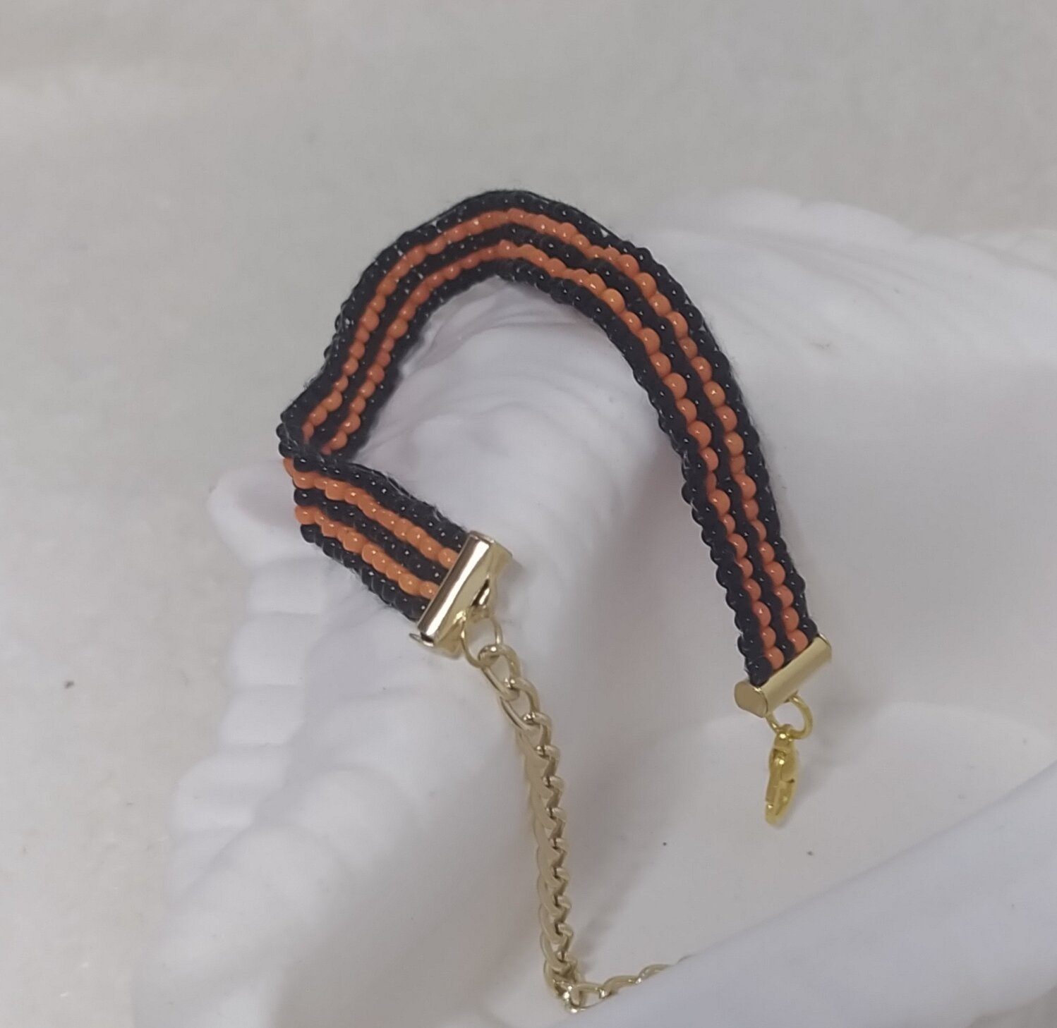 Плетеный браслет