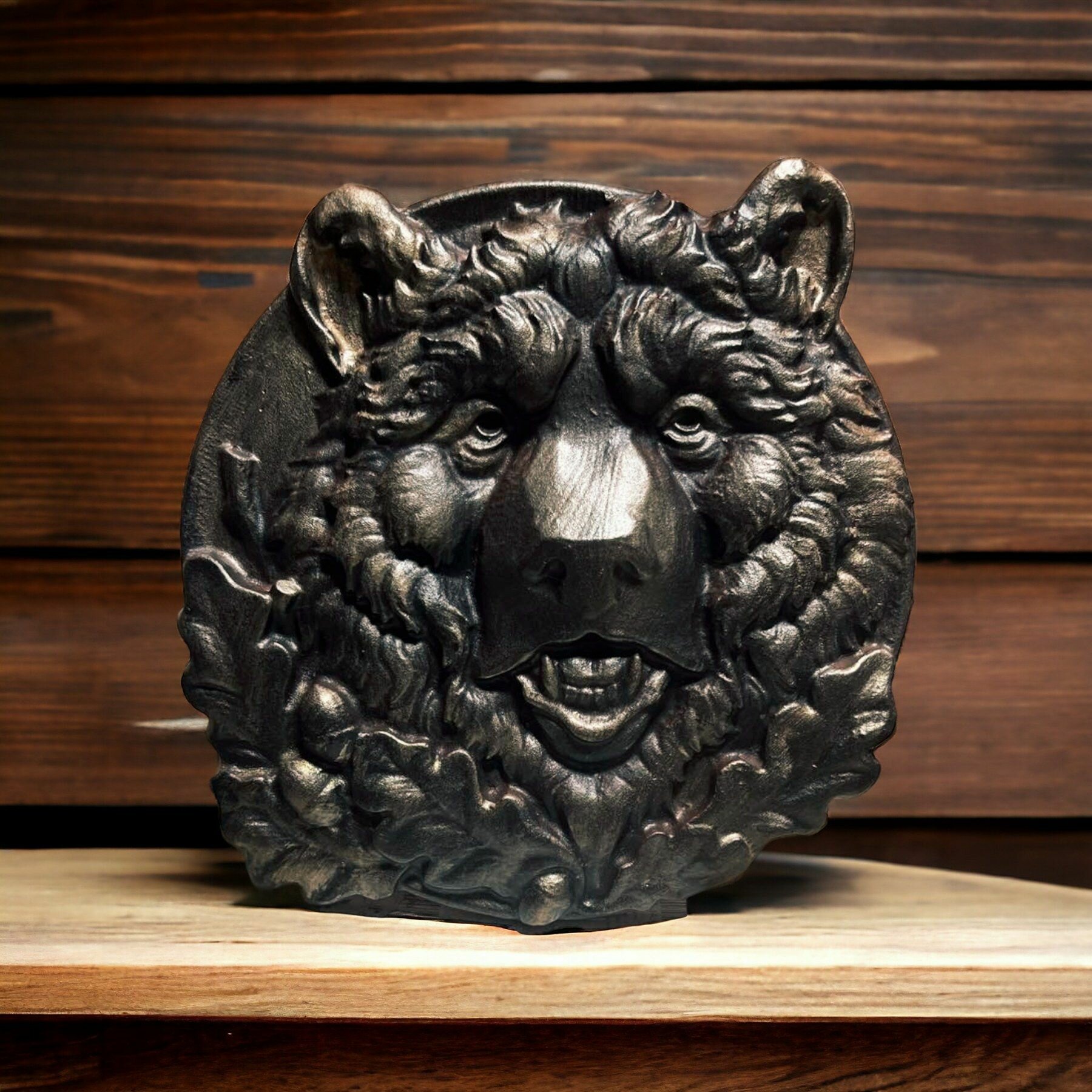 Панно на стену Медведь, звери. Гипс. Декор для дома, барельеф Мишка, для интерьера. Скульптор, лепка из гипса.