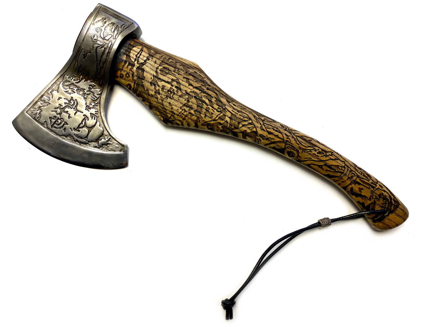 Топор ручной работы Лев