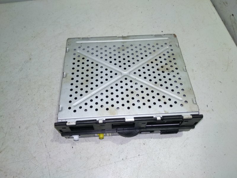 Б/У Блок электронный (магнитолы усилитель приема) Audi A6 C6 04-б/у , Ауди А6 С6 Блок электронный Audi A6 2004-2008 C6 2821...