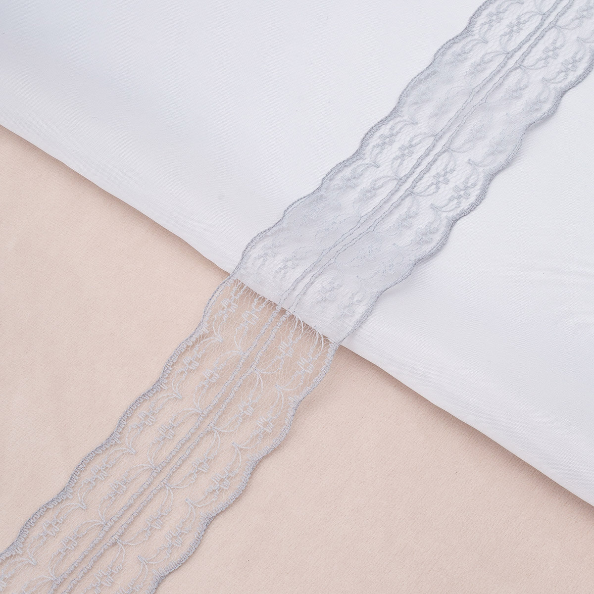 Кружево на сетке для рукоделия 4,5 см × 9,14 м, серый цвет, Айрис