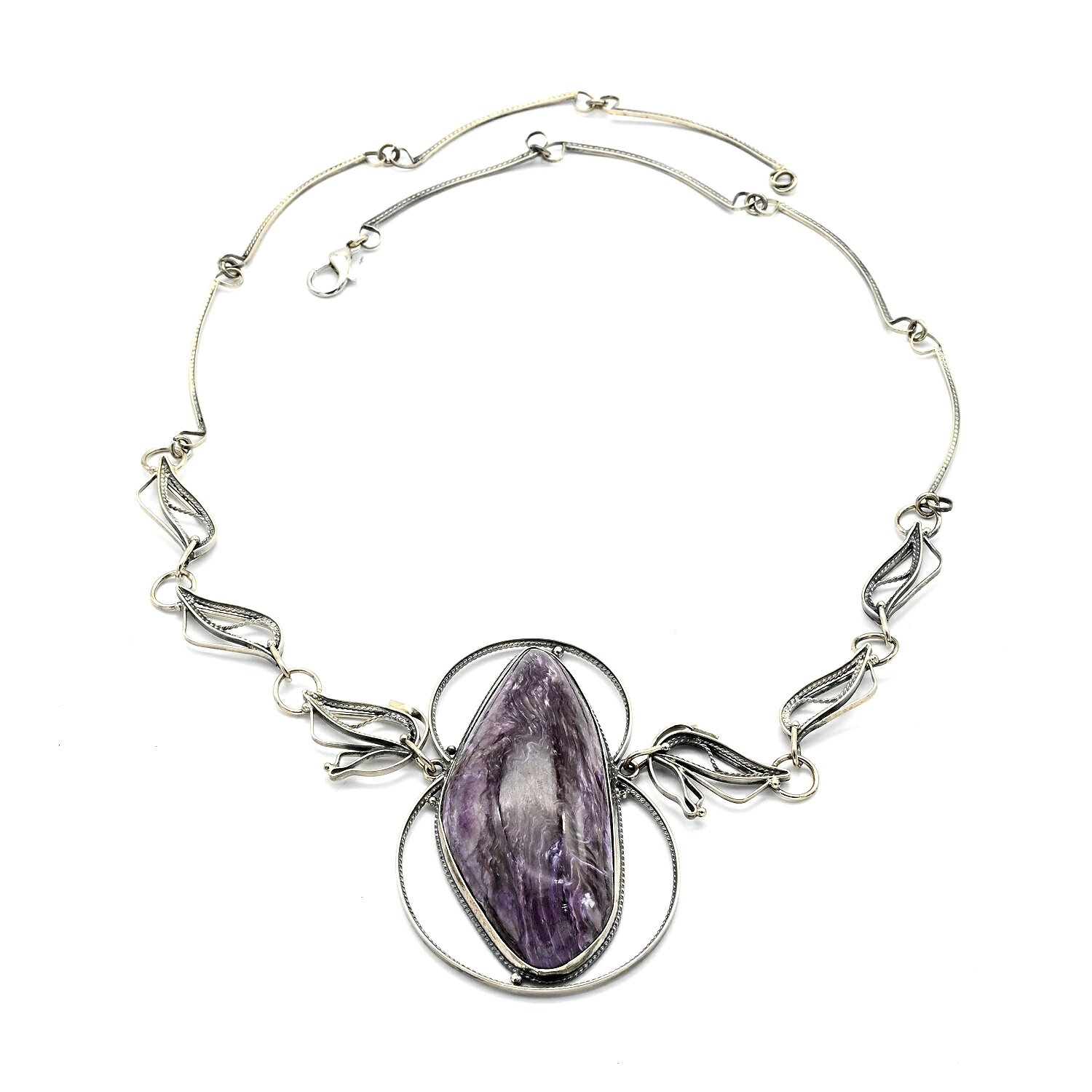 Колье, чароит