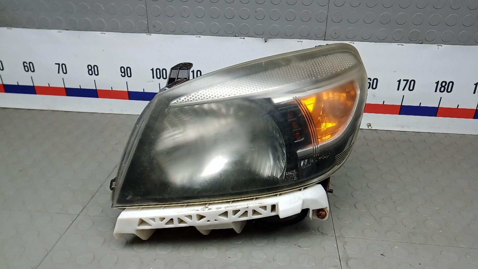 Фара левая FORD RANGER 2