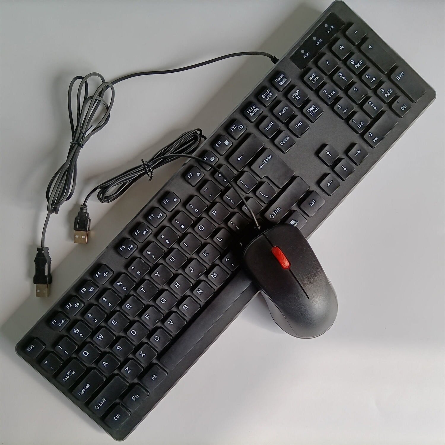 Модель 8075 USB-клавиатура с тихим переключателем, мышь M2 тихая и коврик, черный комплект