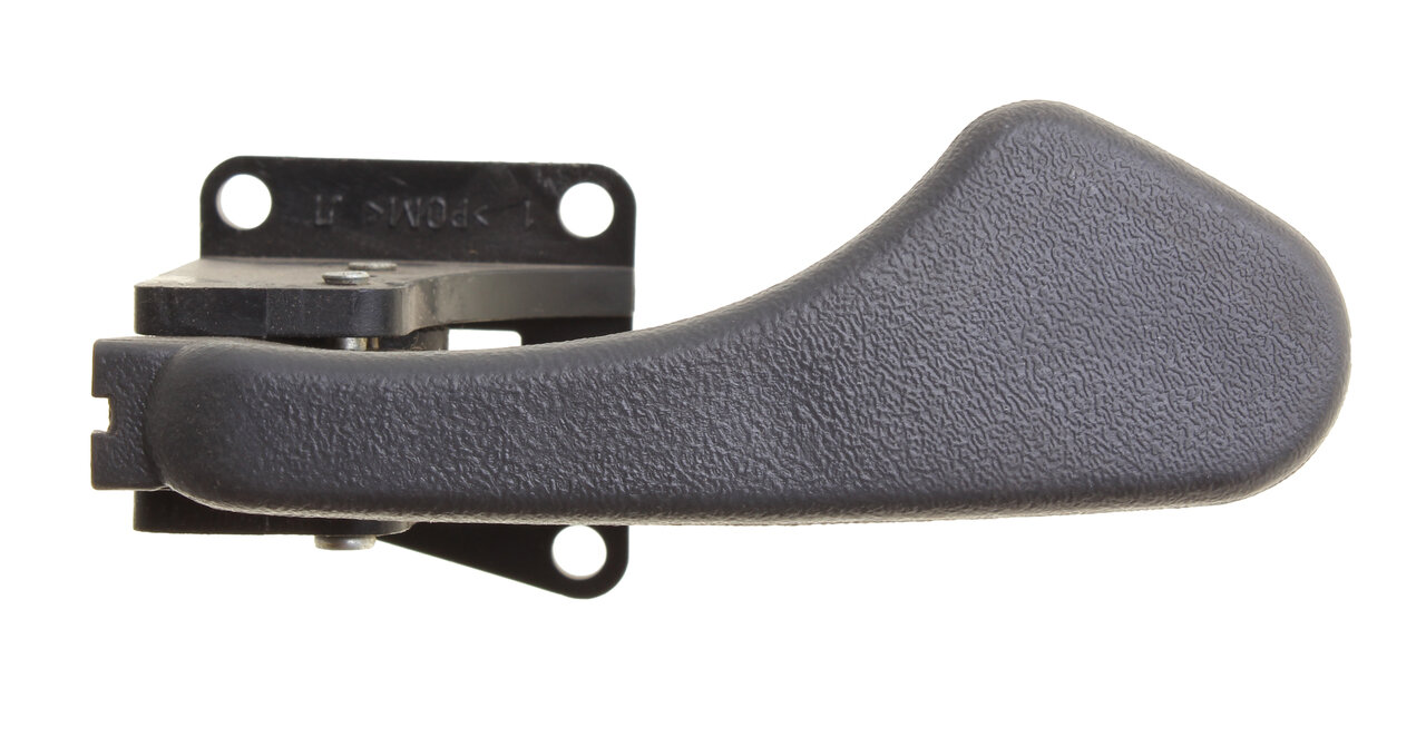 Ручка ВАЗ-2112 двери внутренняя левая ДААЗ 2112-6105181