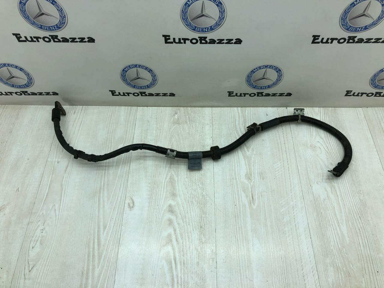 Кабель генератора Mercedes R172 A1725403405