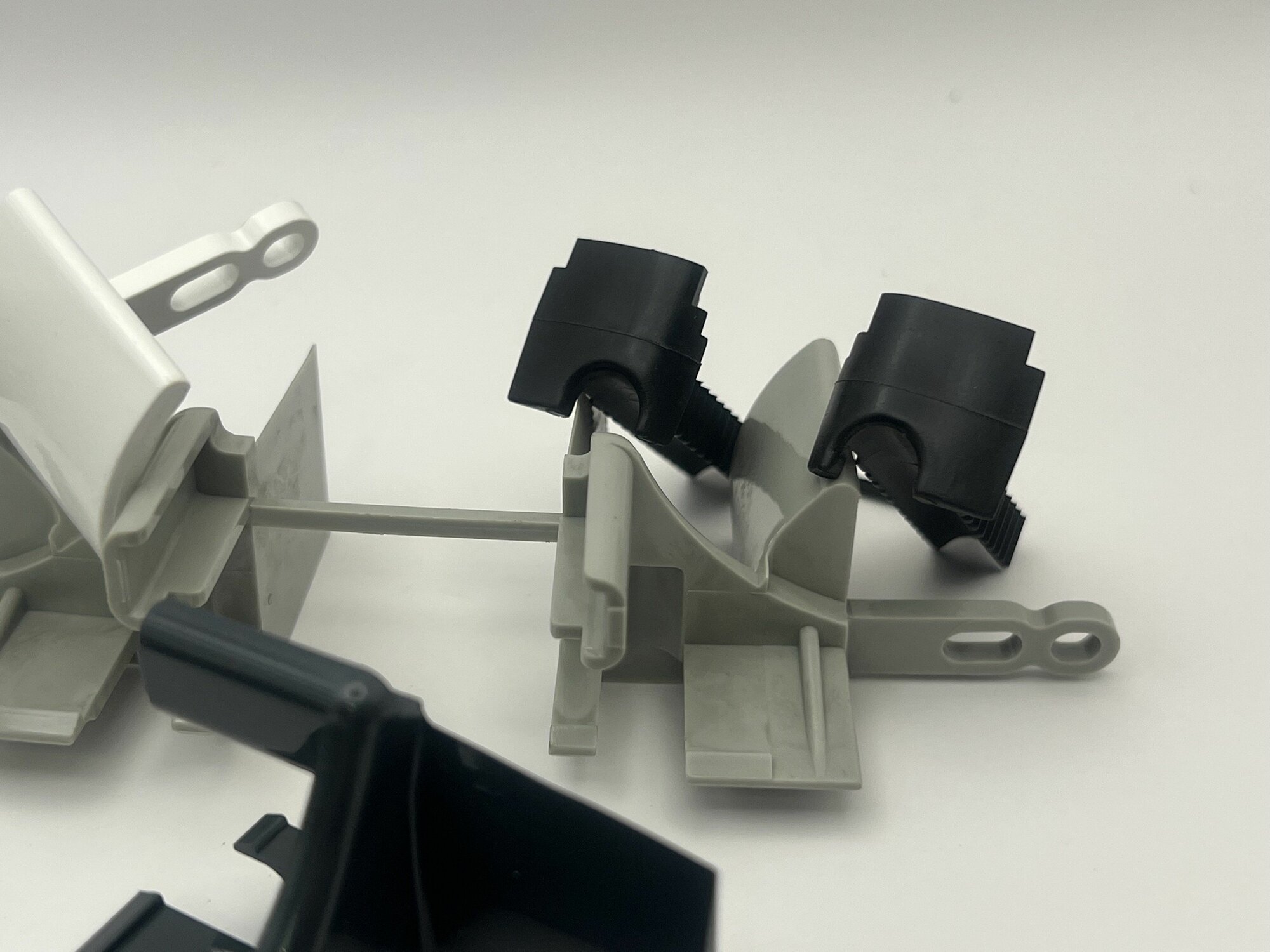 Alutech, Устройство направляющее GD14/C, 313055102, коричневый, 1 шт.