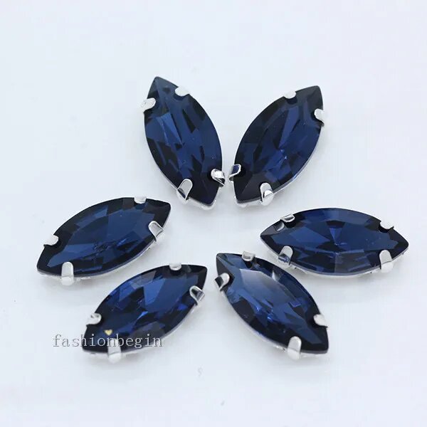Стразы хрустальные Navette темно-синие 4x8mm montana