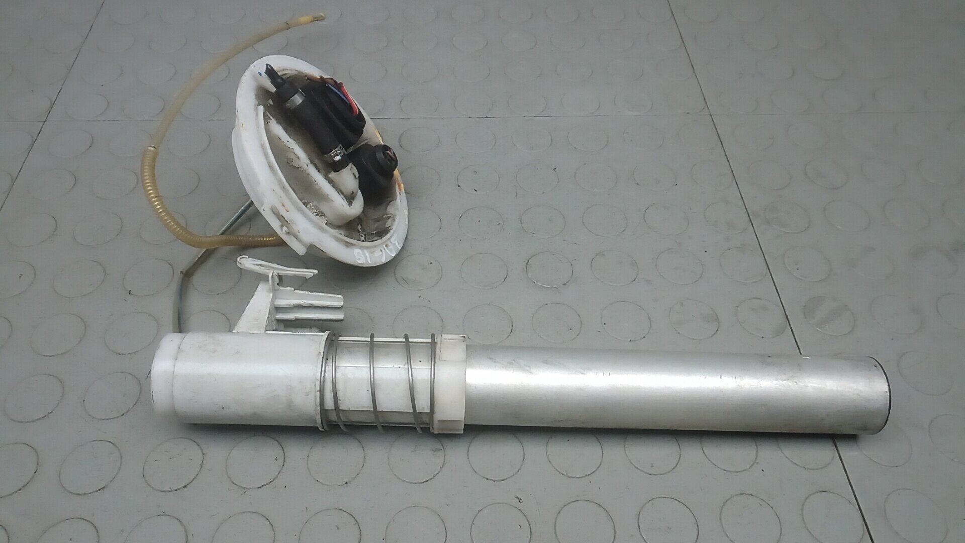 Датчик уровня топлива VOLKSWAGEN PHAETON 1, Номер 3D0919673L, 3D0919673M