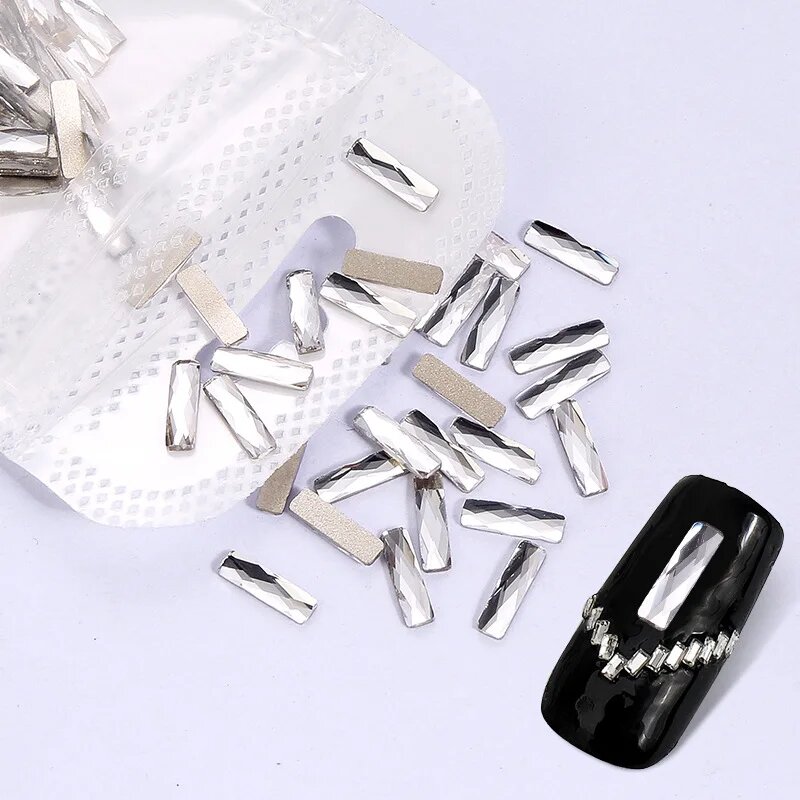 Стеклянные стразы для ногтей K9 Clear White Boutique 100 шт, Белый, White 2.5x9mm