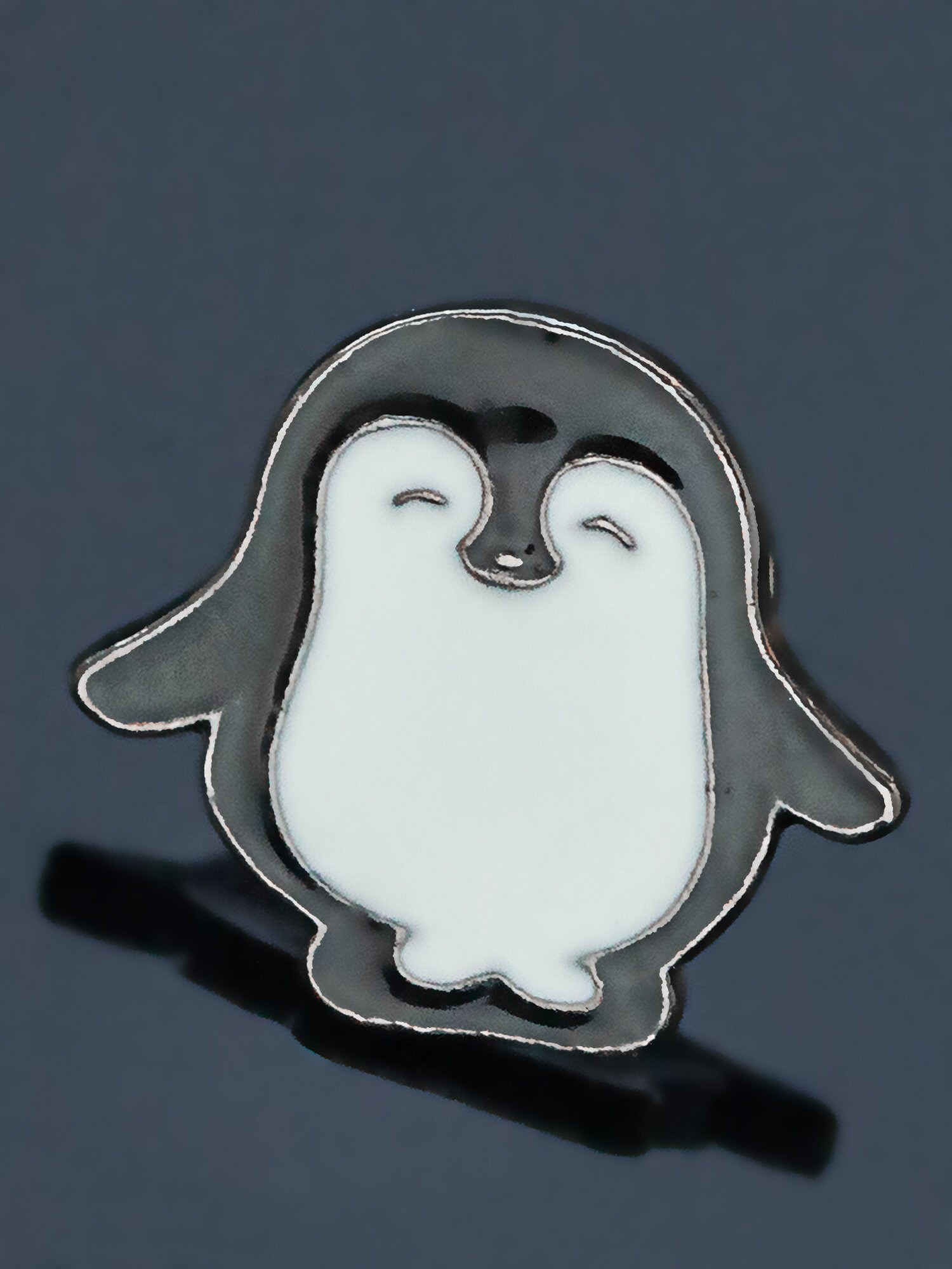 Значок Пингвин на одежду. Украшение для сумки, рюкзака, шапки. Брошка пингвинчик. Пин