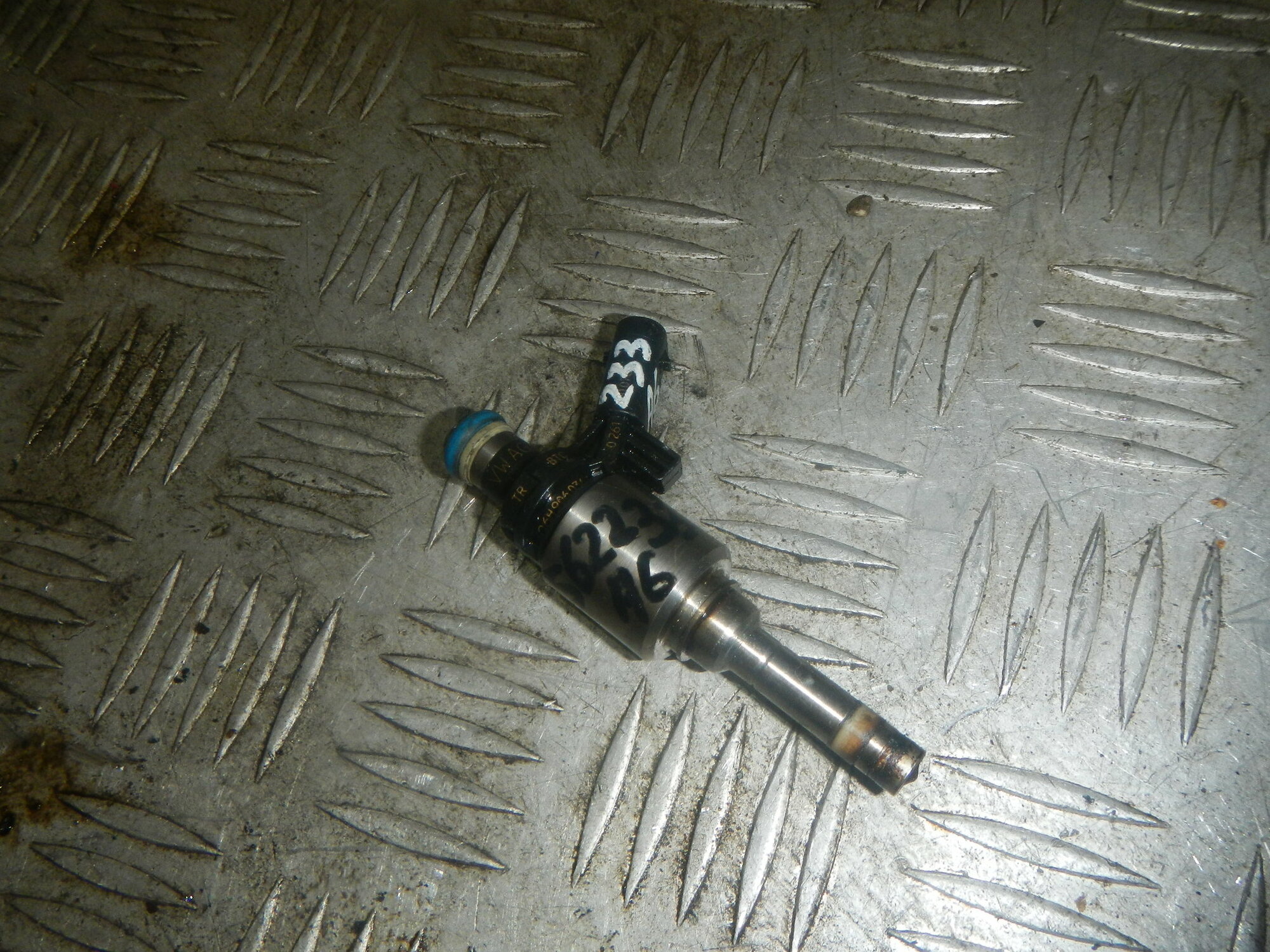 Б/У Форсунка инжекторная электрическая, Audi (Ауди)-A6 (C7) (11-18) AUDI A6 (C7) (11-18) 2.0 CDN Turbo Без видимых повреж...