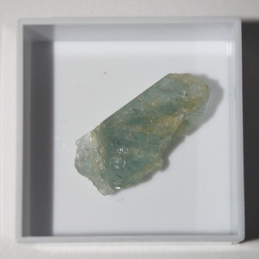 Кристалл Аквамарина, коллекционный образец "True Stones"