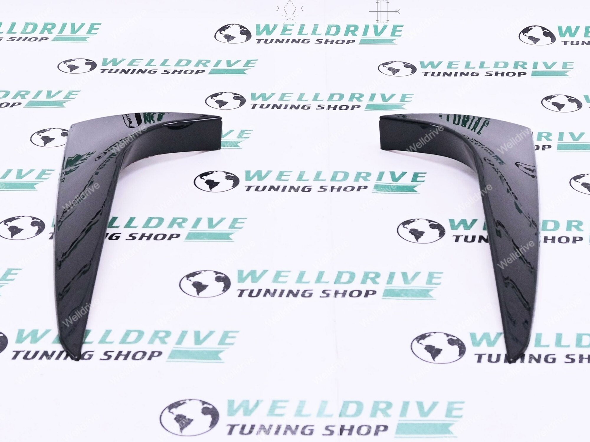 Спойлеры боковые BMW 3-series F31 M3 F81 touring черный глянец