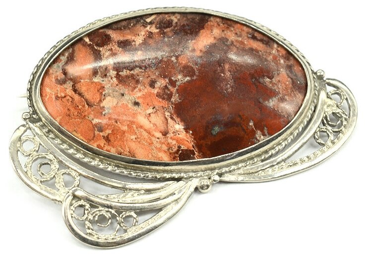 Брошь, яшма