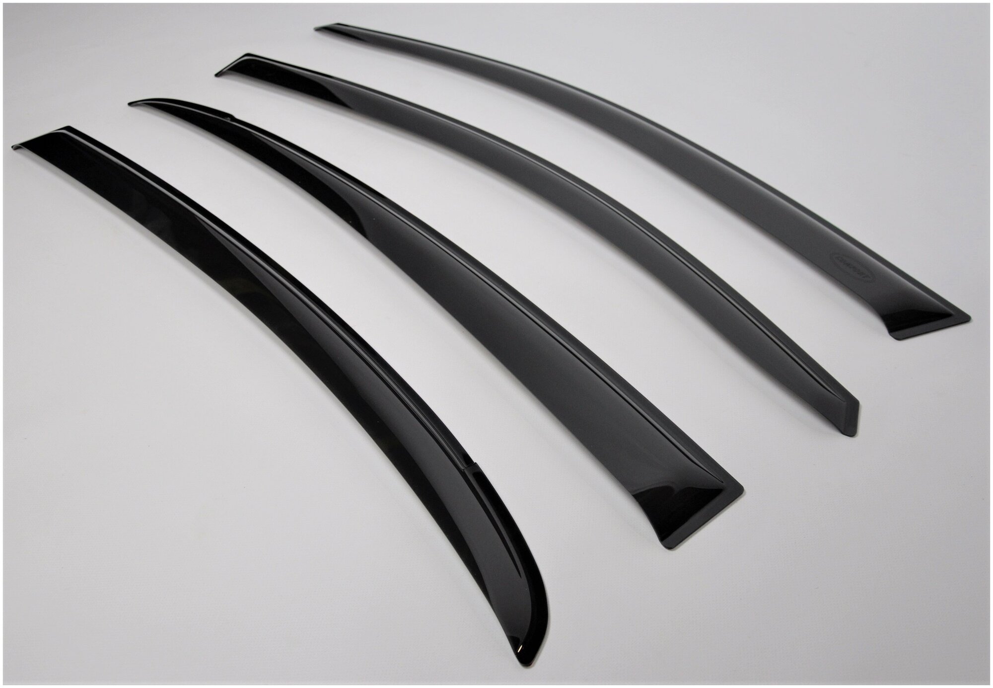 Дефлектора окон Mazda 3 седан III BM 2013-