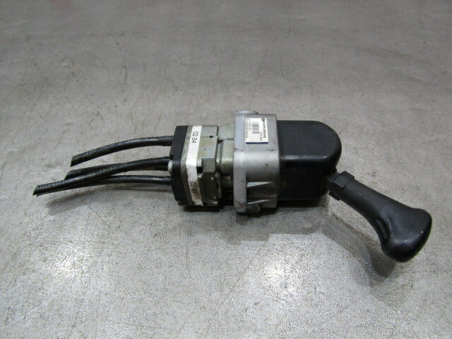 Кран ручного тормоза MERCEDES AXOR