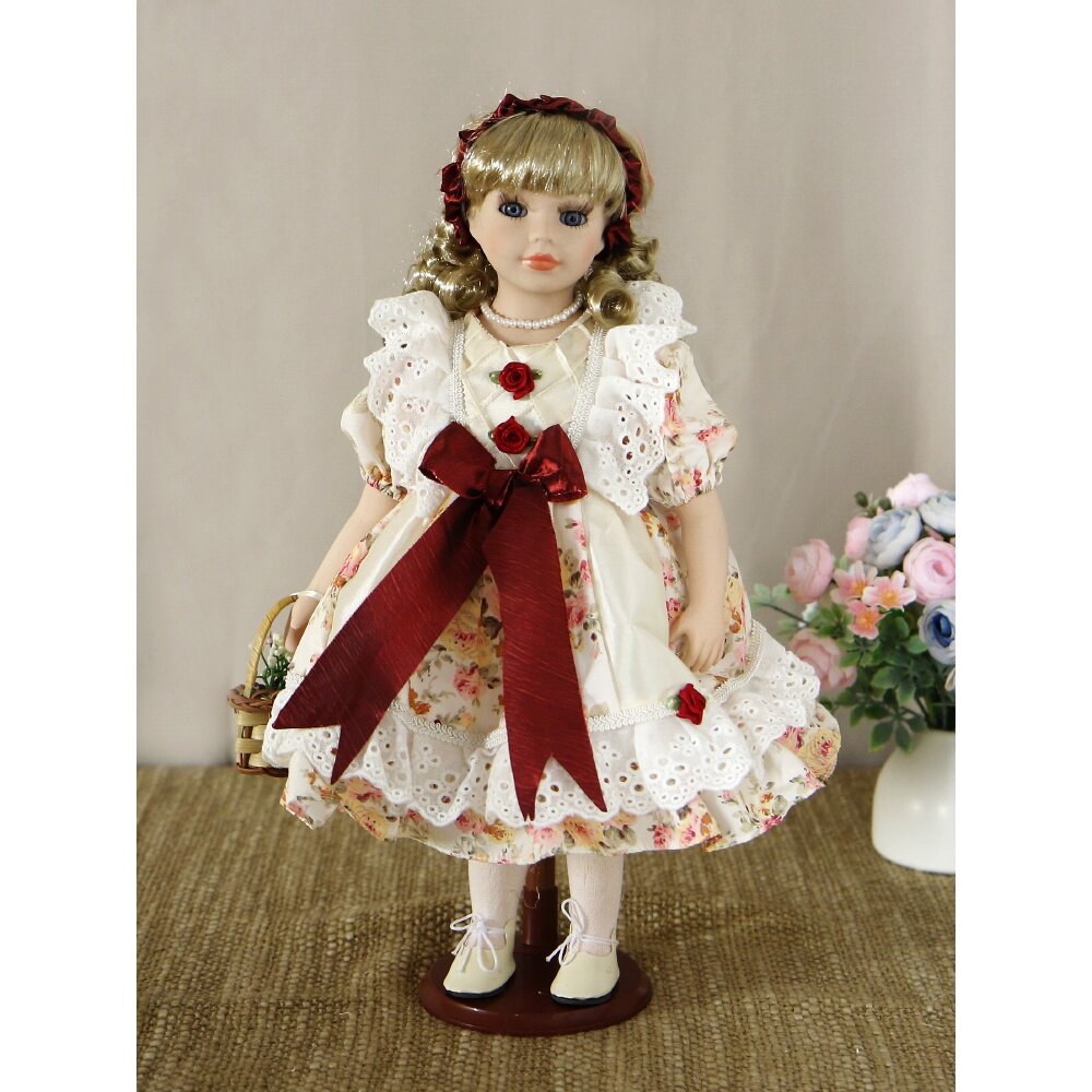 Polly Dolls YF-161197 Кукла фарфоровая 16- на подставке polly dolls
