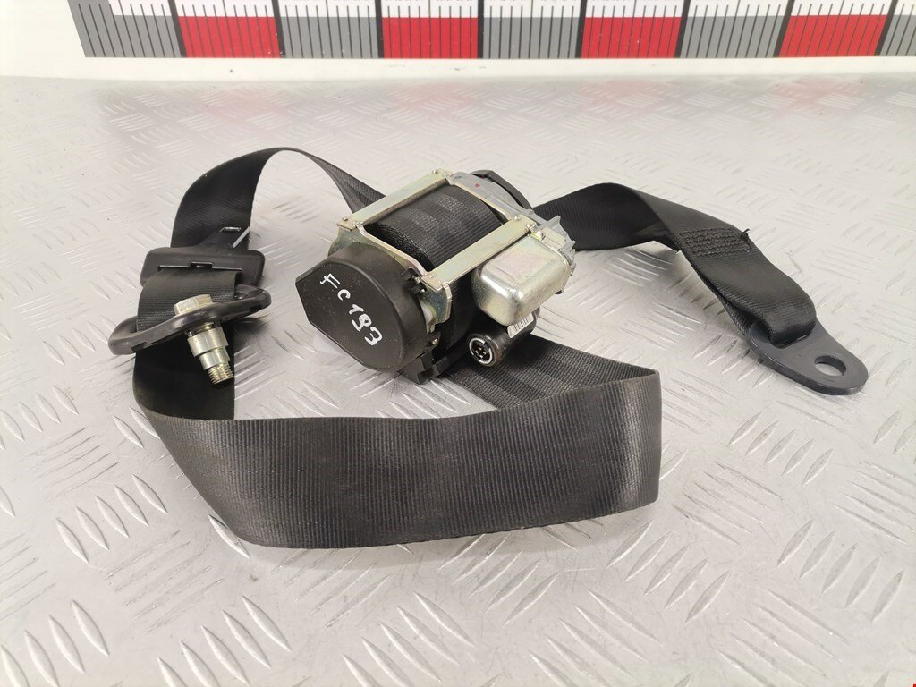 Ремень безопасности передний правый Renault Duster 1 8200751267 арт. 1421569