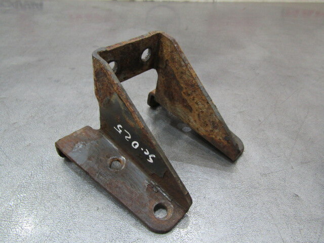 Кронштейн крыла задней оси Scania P, G, R