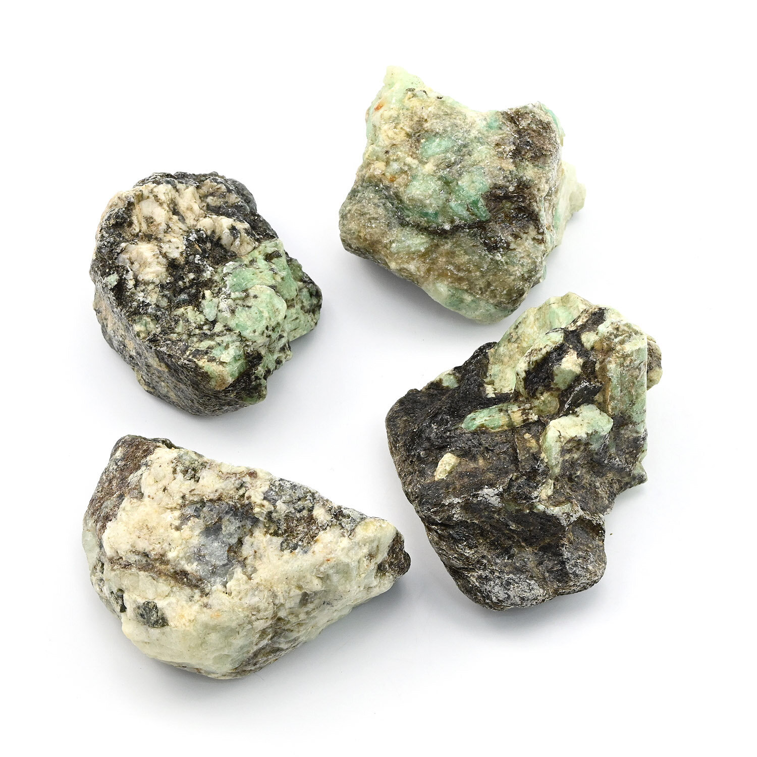 Минерал берилл 44*32*41мм, 80-89гр .