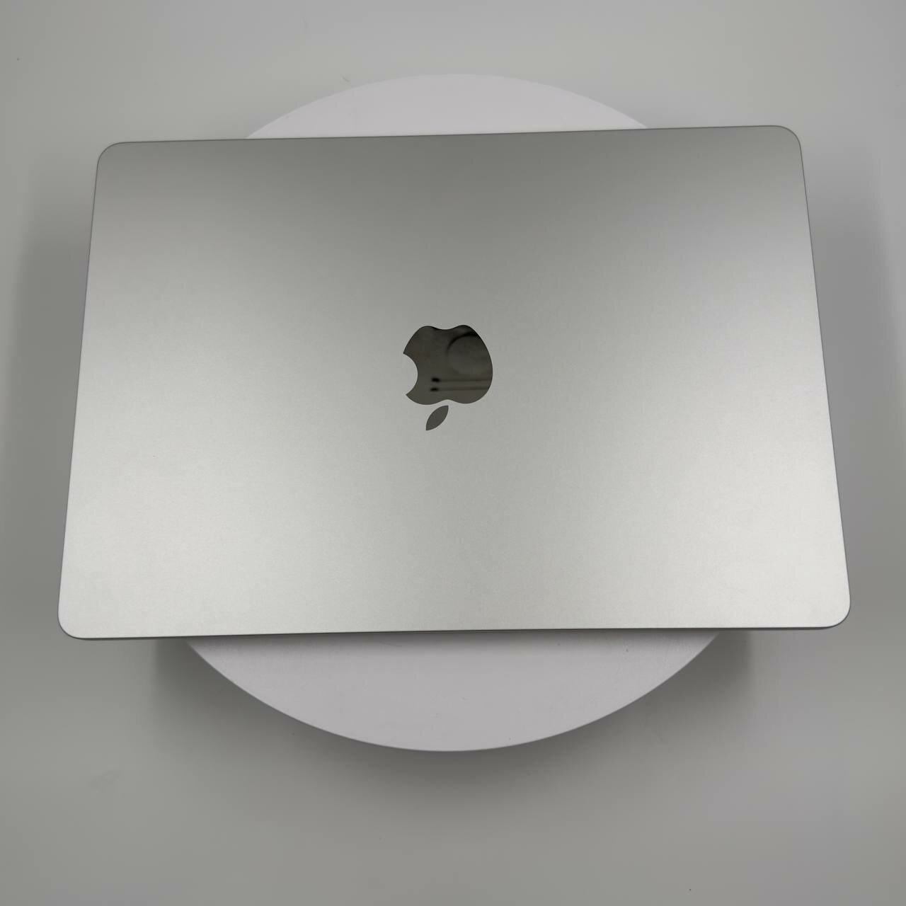 Ноутбук Apple MacBook Air 13.6 2022, M2 3.5 ГГц, RAM 8 ГБ, SSD 256 ГБ, cеребристый