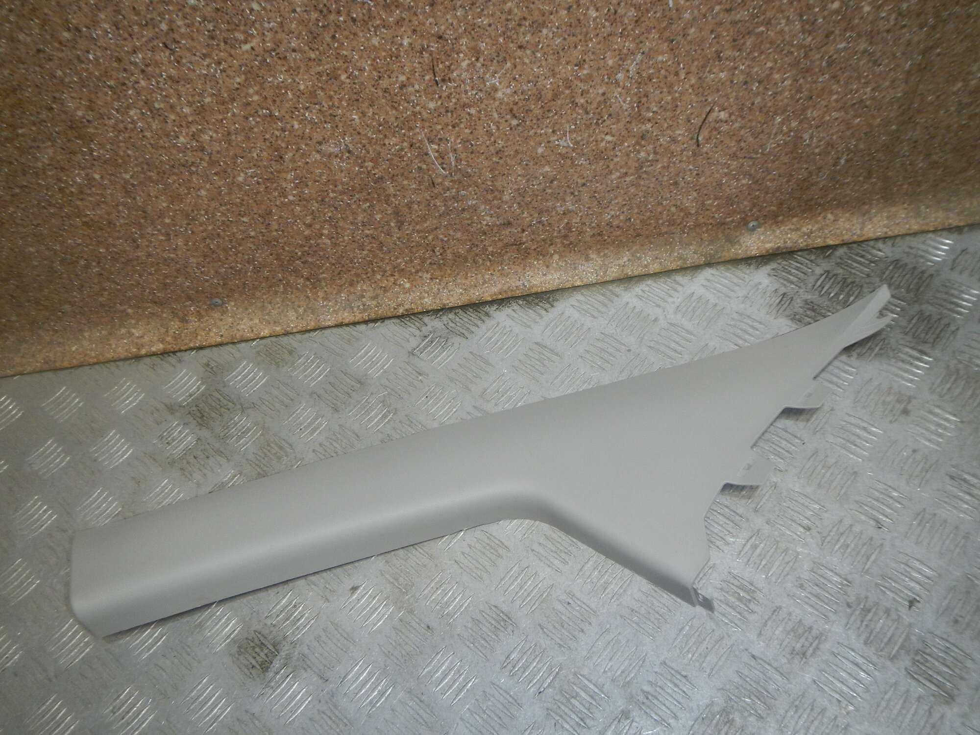 Б/У Обшивка стойки передней левой, Chevrolet (Шевроле)-SPARK (11-16) CHEVROLET SPARK (11-16) Без видимых повреждений. 52...