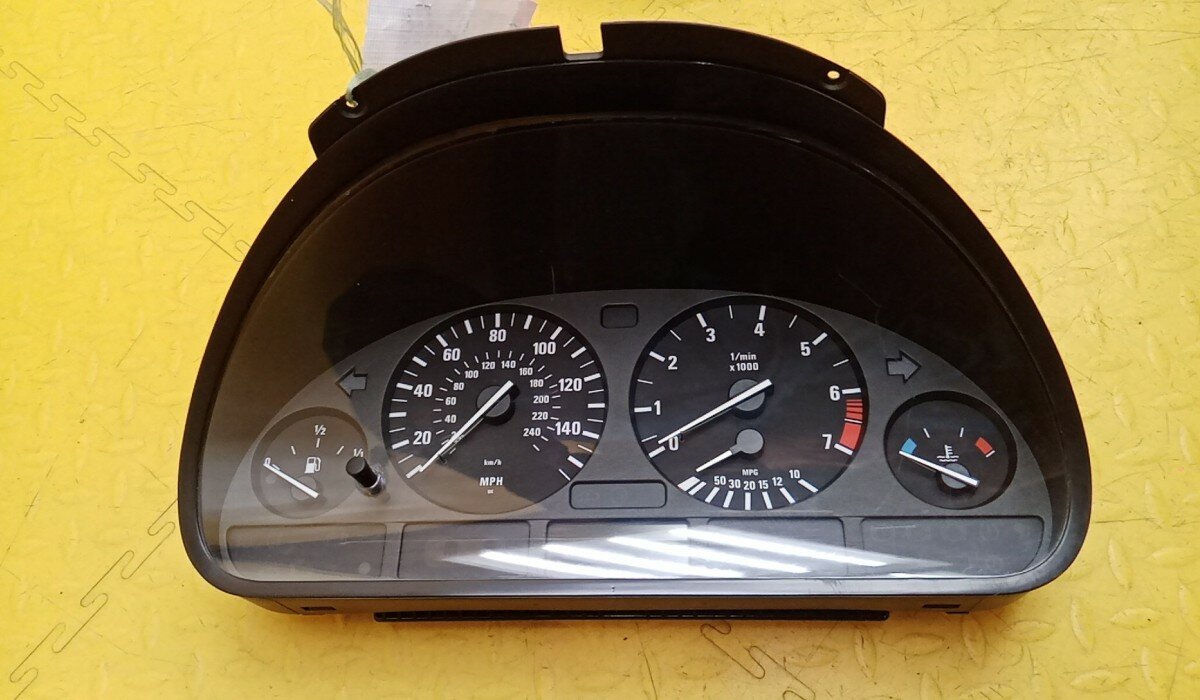 Панель приборов 5-серия E39 BMW 62116907016