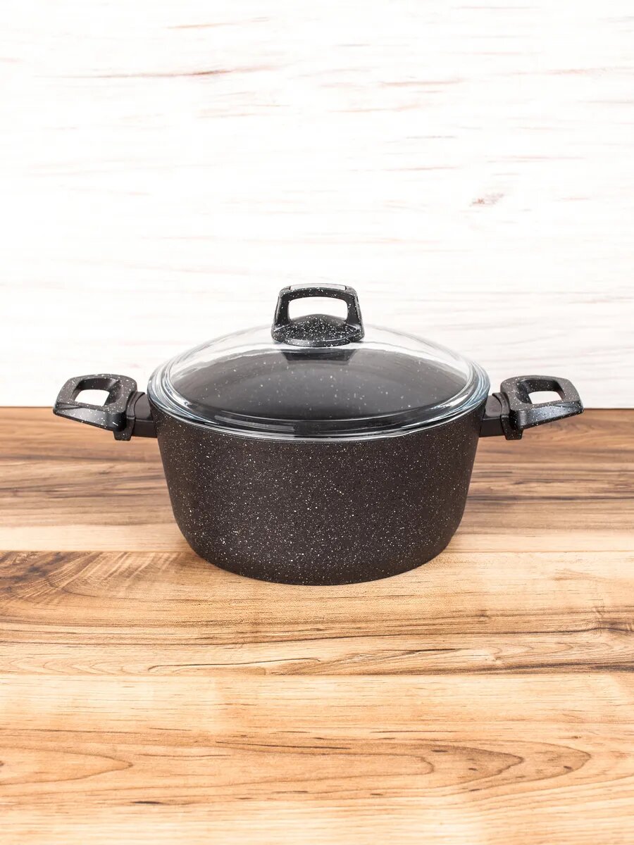 Кастрюля с гранитовым покрытиям, 22 см