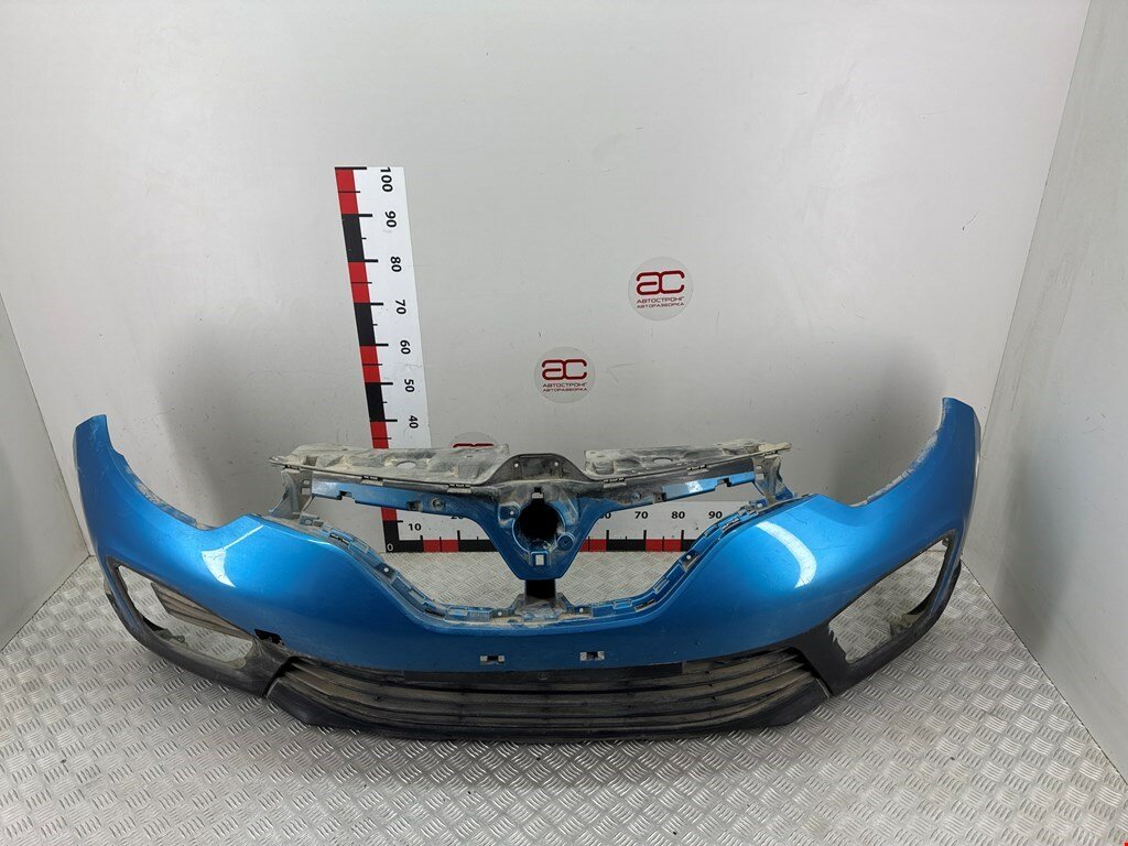 Бампер передний Renault Kaptur 620222180F арт. 2215011