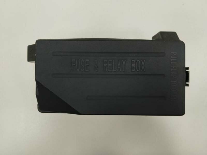 Блок предохранителей SsangYong Actyon Sport 2006-2012 кат.номер: 8239032022 8231009200 8239032121