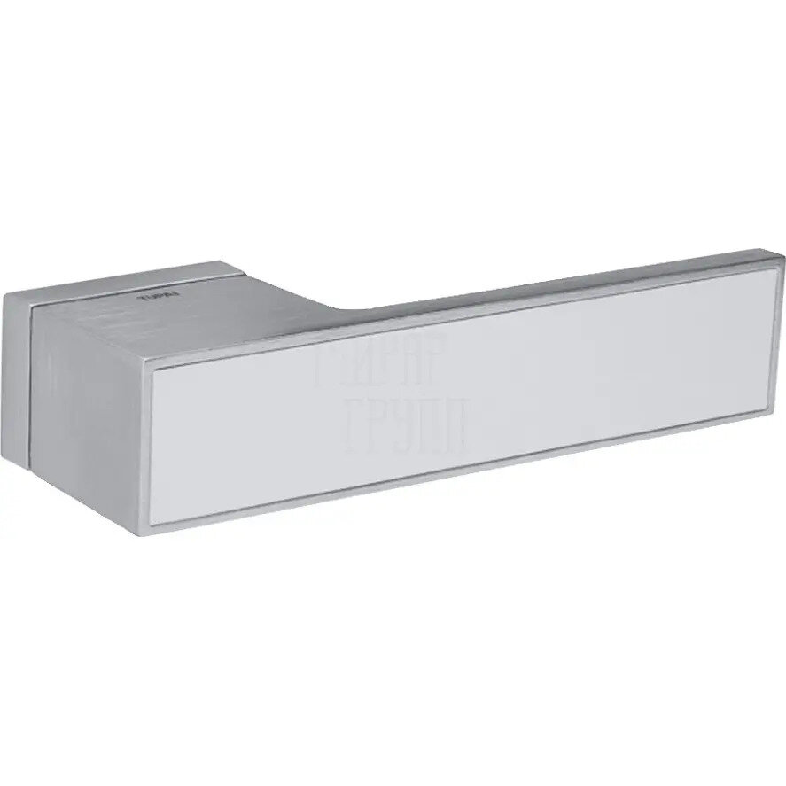 Дверная ручка на прямоугольной розетке Tupai Biq Line 3084 RE (вставка белая или черная на выбор) матовый хром + белый