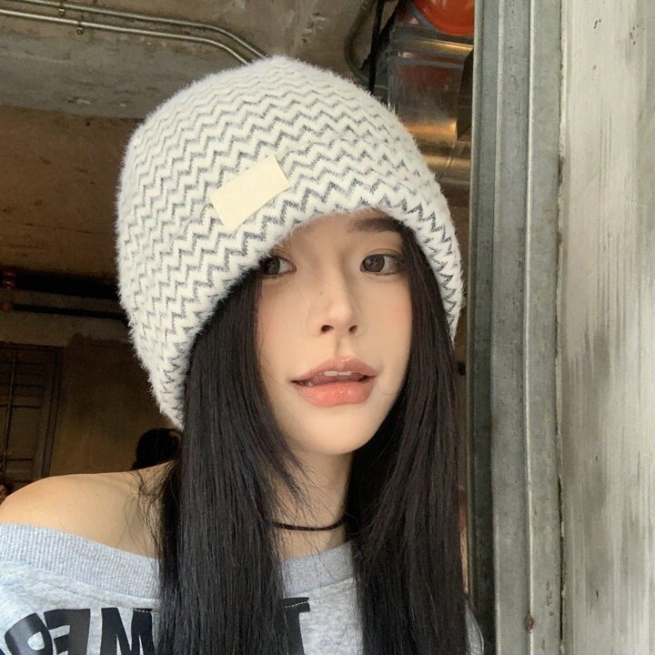 Шапка для женщин