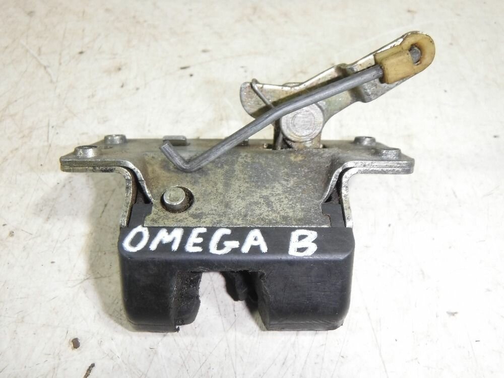 Замок багажника Opel Omega B 90457141