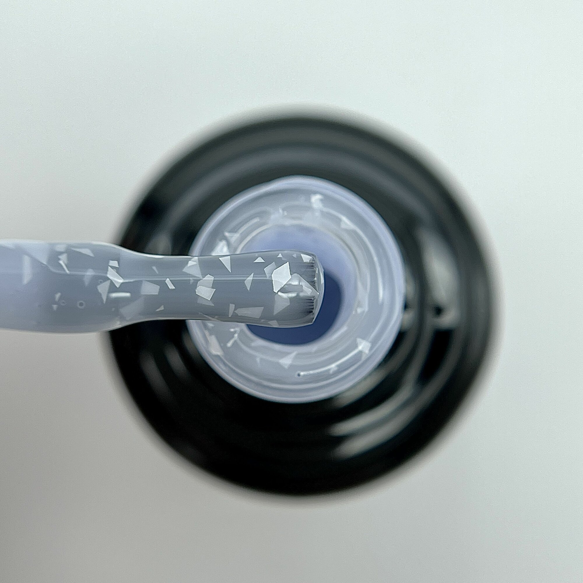 Y.ME Камуфлирующая база Fluffy Base 13 (голубой), 14мл, с жемчужными хлопьями для маникюра и педикюра, каучуковая, цветная, базовое покрытие для ногтей с хлопушками, основа под гель лак