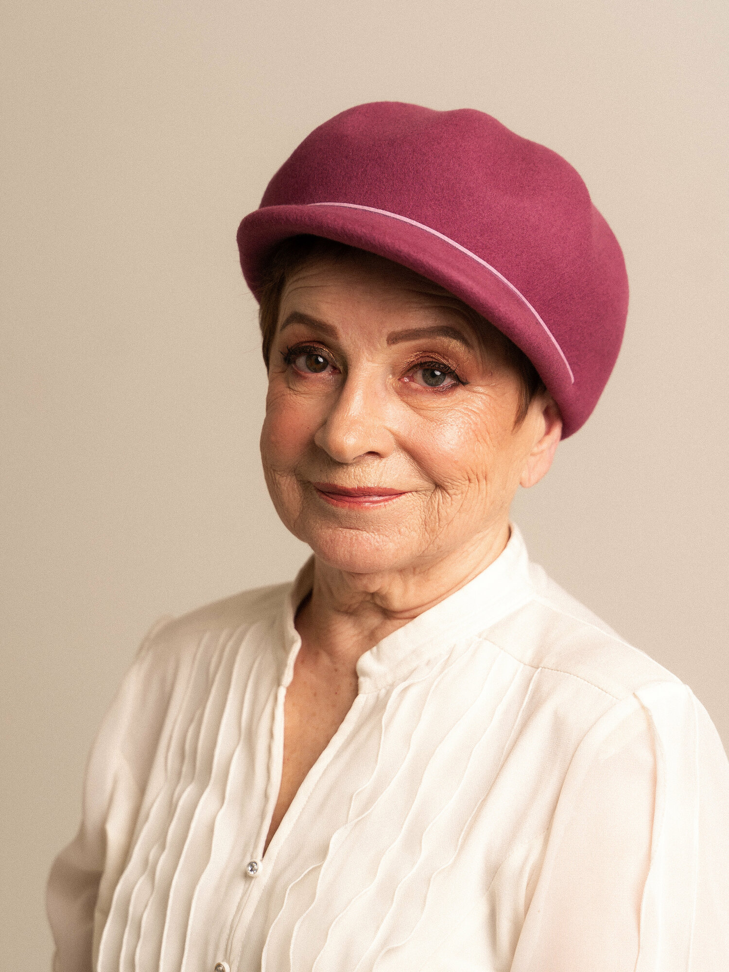 Кепка для женщин