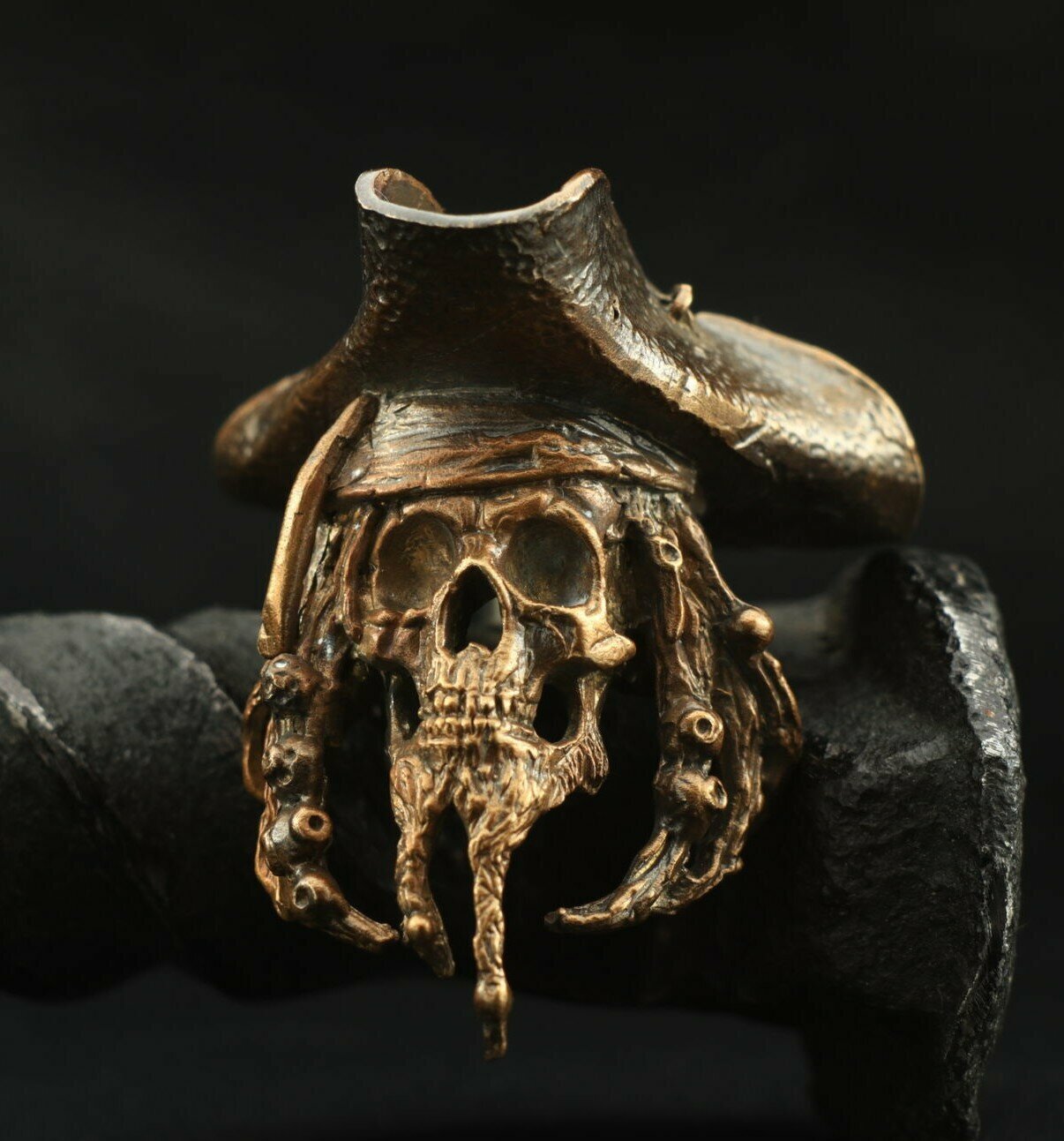 Капитан Джек Воробей - Пираты Карибского Моря - Джонни Депп - Веселый Роджер - Пират - Корсар - Зомби Череп -Бусина Темляк - Темлячная Бусина - Брелок