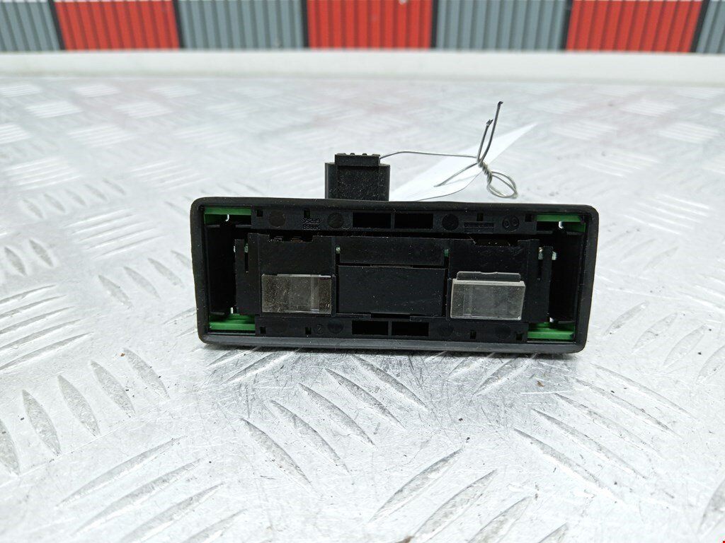 Датчик дождя Peugeot 406 6405G4 арт. 1965951