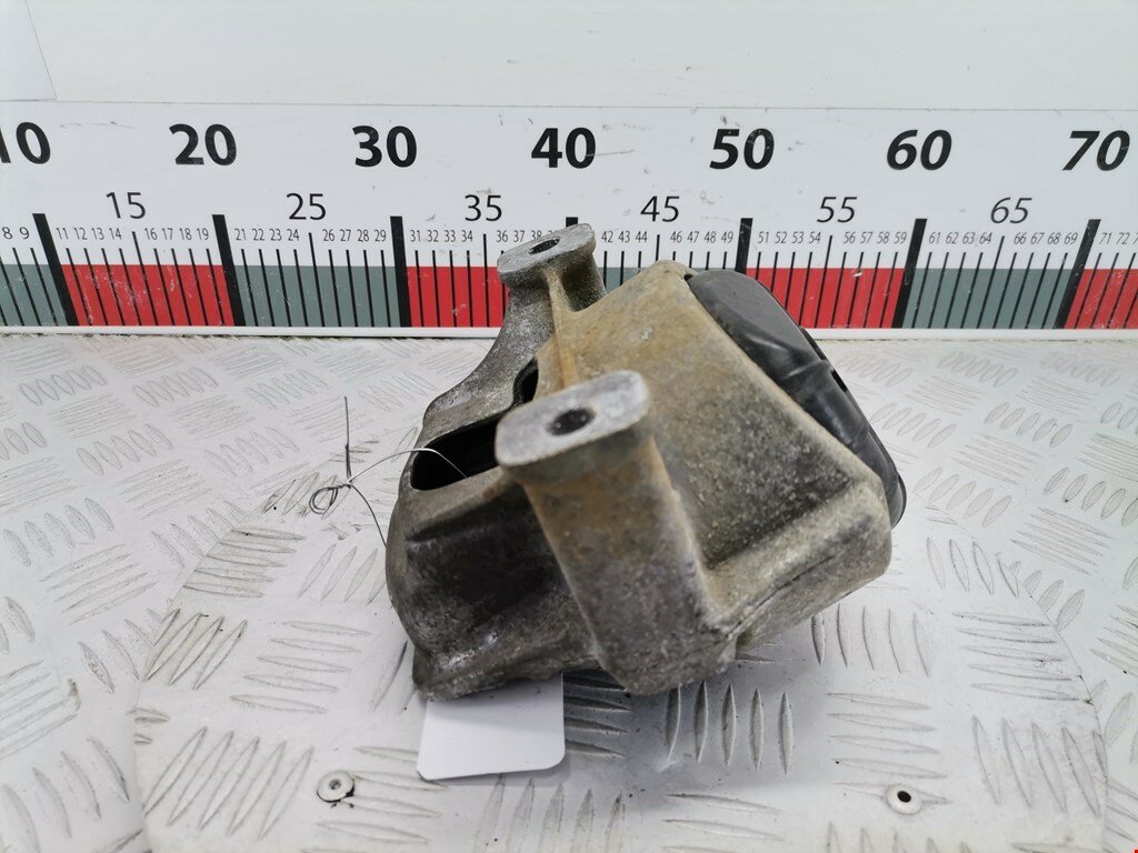 Подушка (опора) крепления двигателя Audi A5 8T 8R0199381 арт. 2054542
