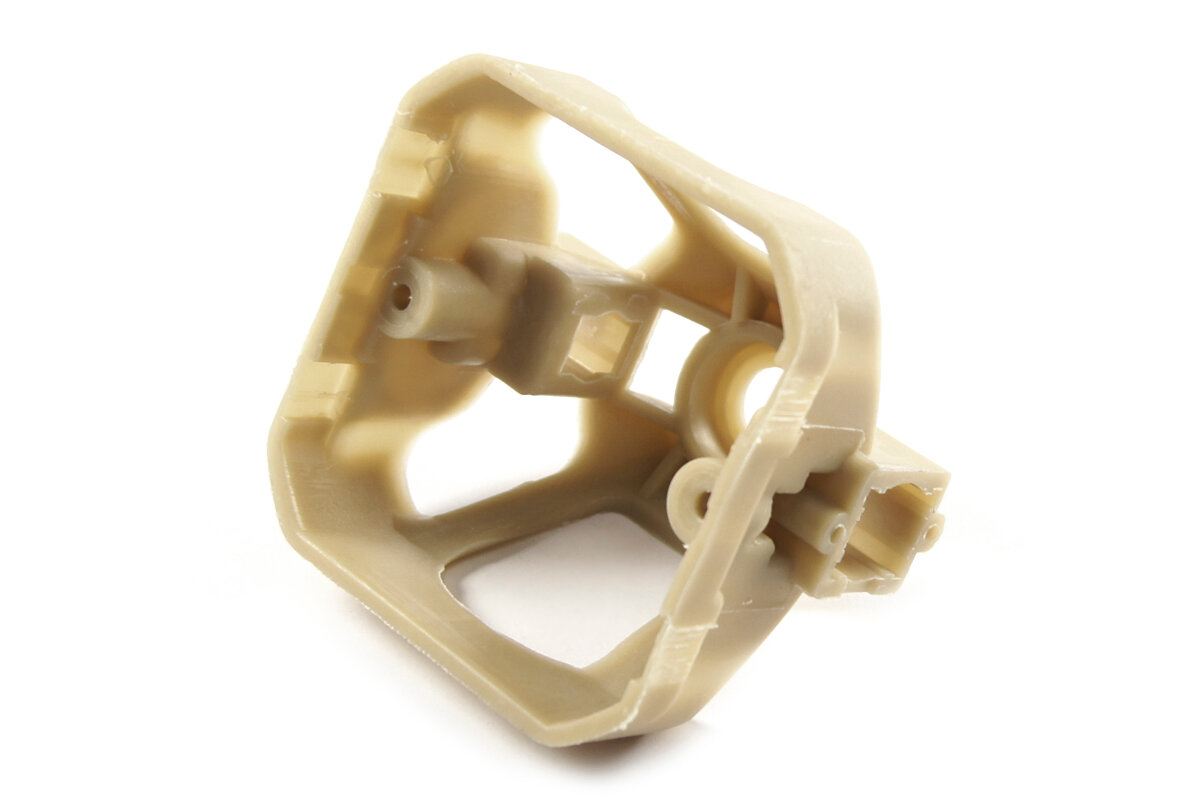 Крышка коллектора подходит для электропилы CHAMPION 118-14