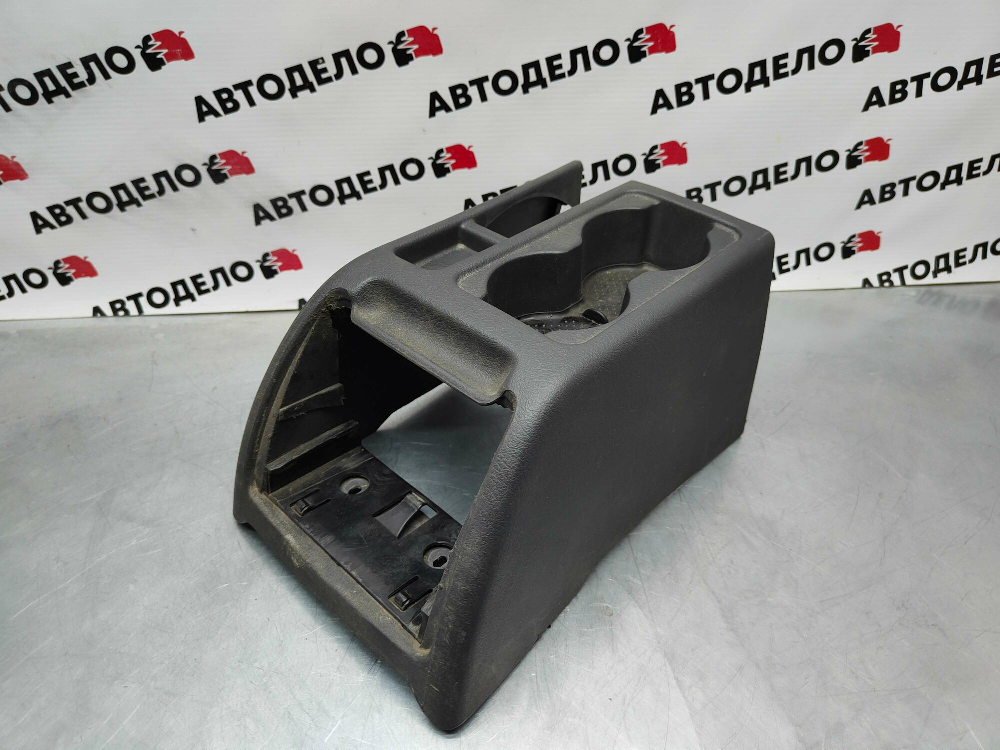 Подлокотник Volvo S40 (VS16) 1997 г.в