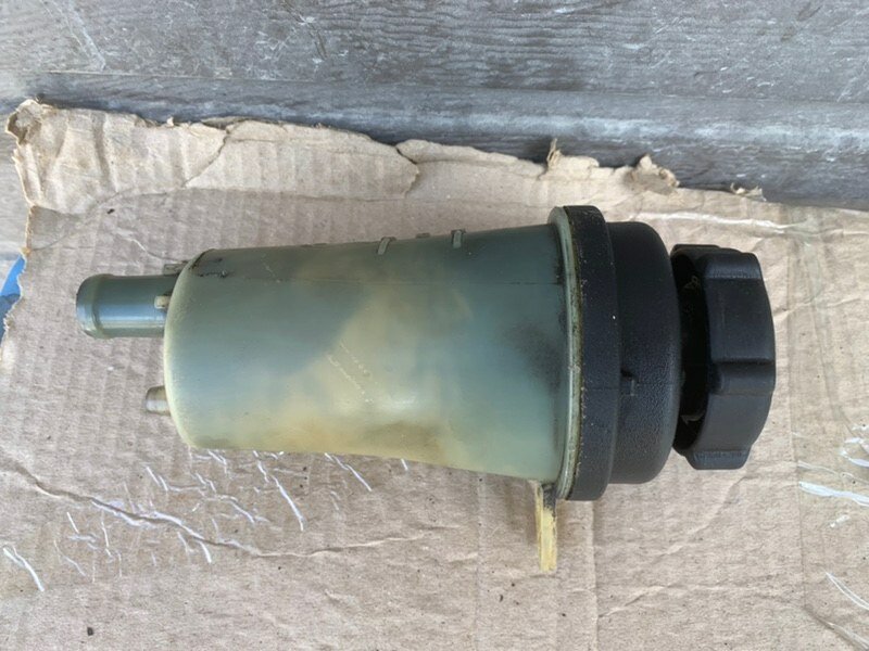 Бачок гидроусилителя руля Ford Focus CB4 1.6 115 1420238