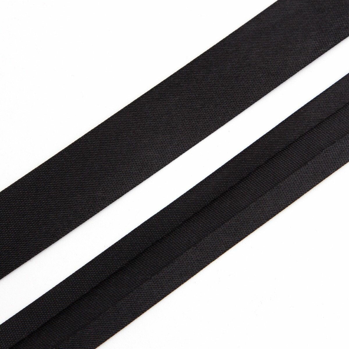 Косая бейка атласная 20мм*132м 0000-2000 (черный)